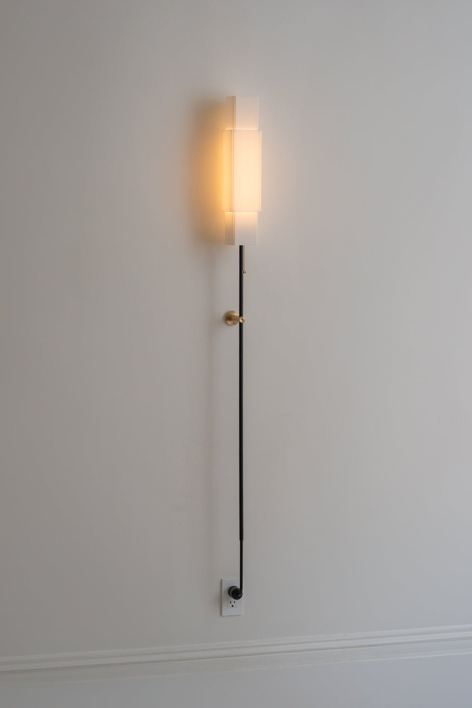 Plug-in Wired – HUMANHOME