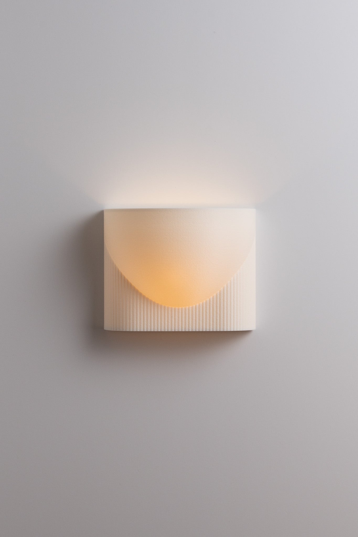 ONNA Sconce – HUMANHOME