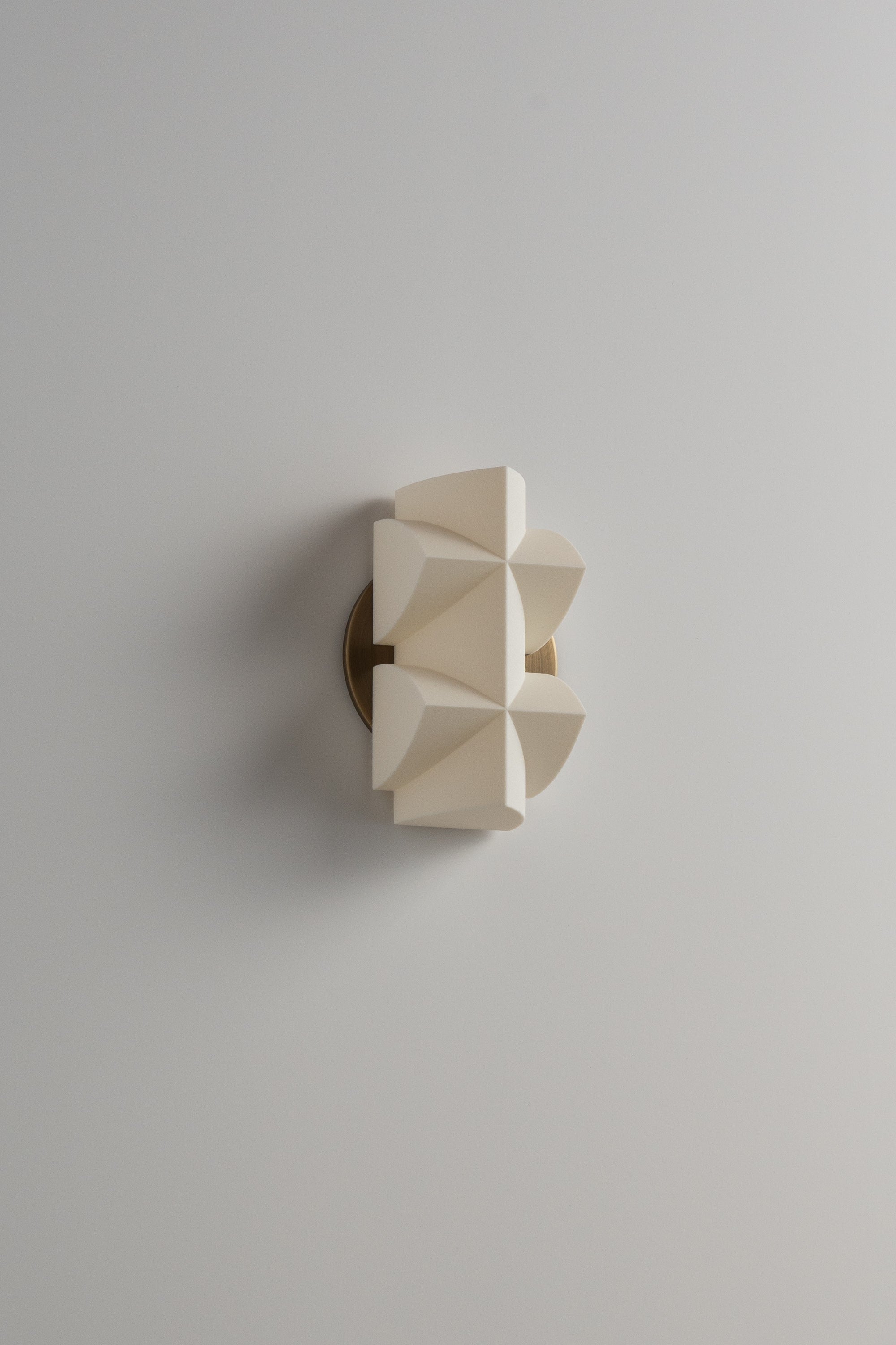 NAALA 02 Sconce – HUMANHOME