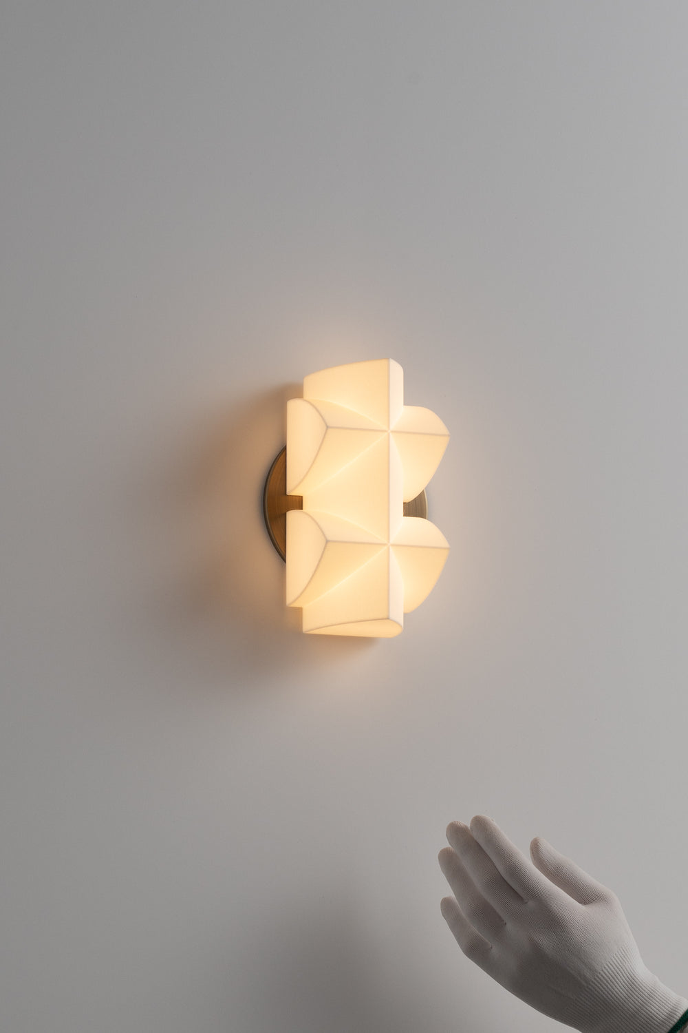 NAALA 02 Sconce – HUMANHOME