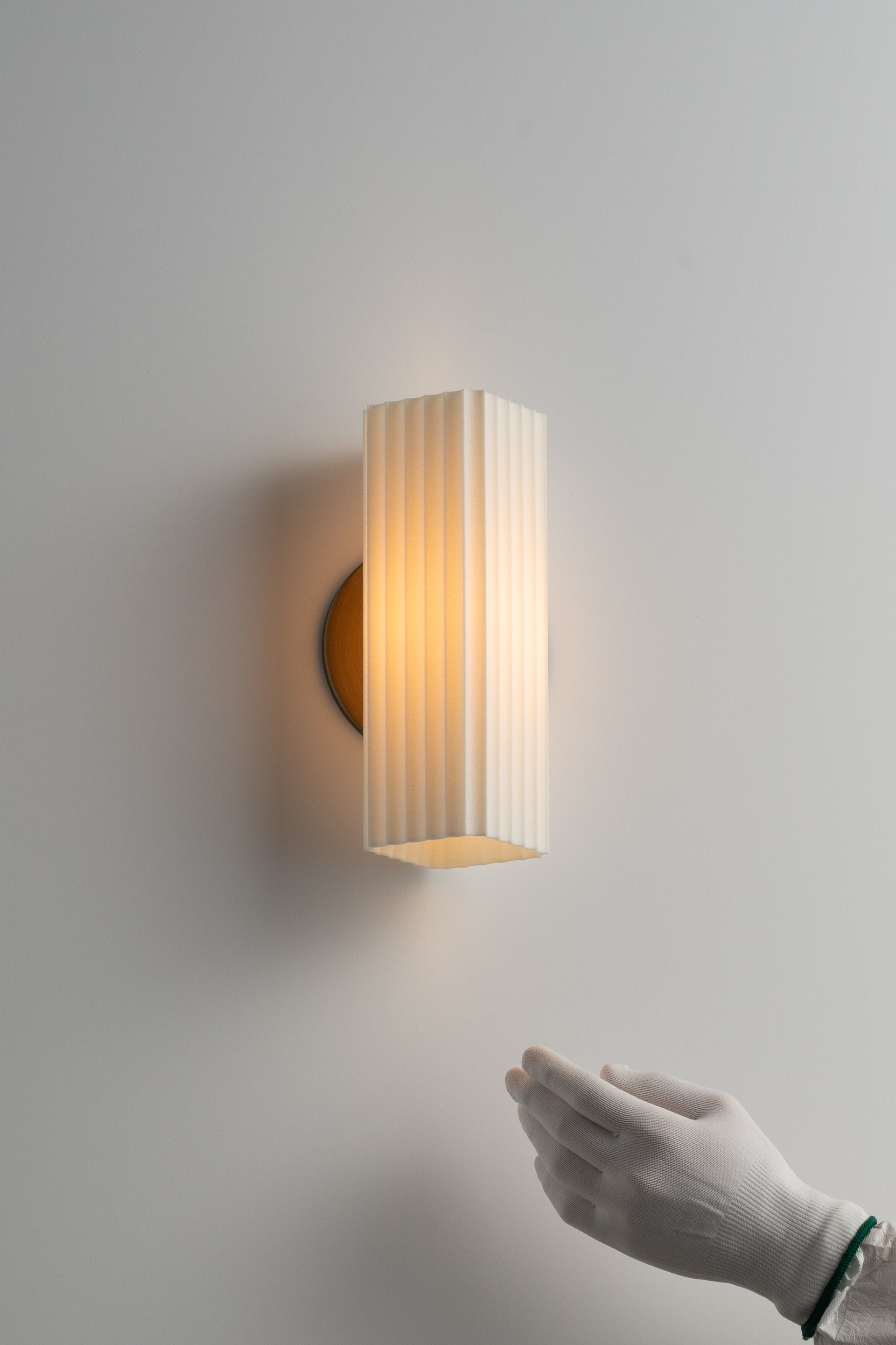 SQ Sconce – HUMANHOME