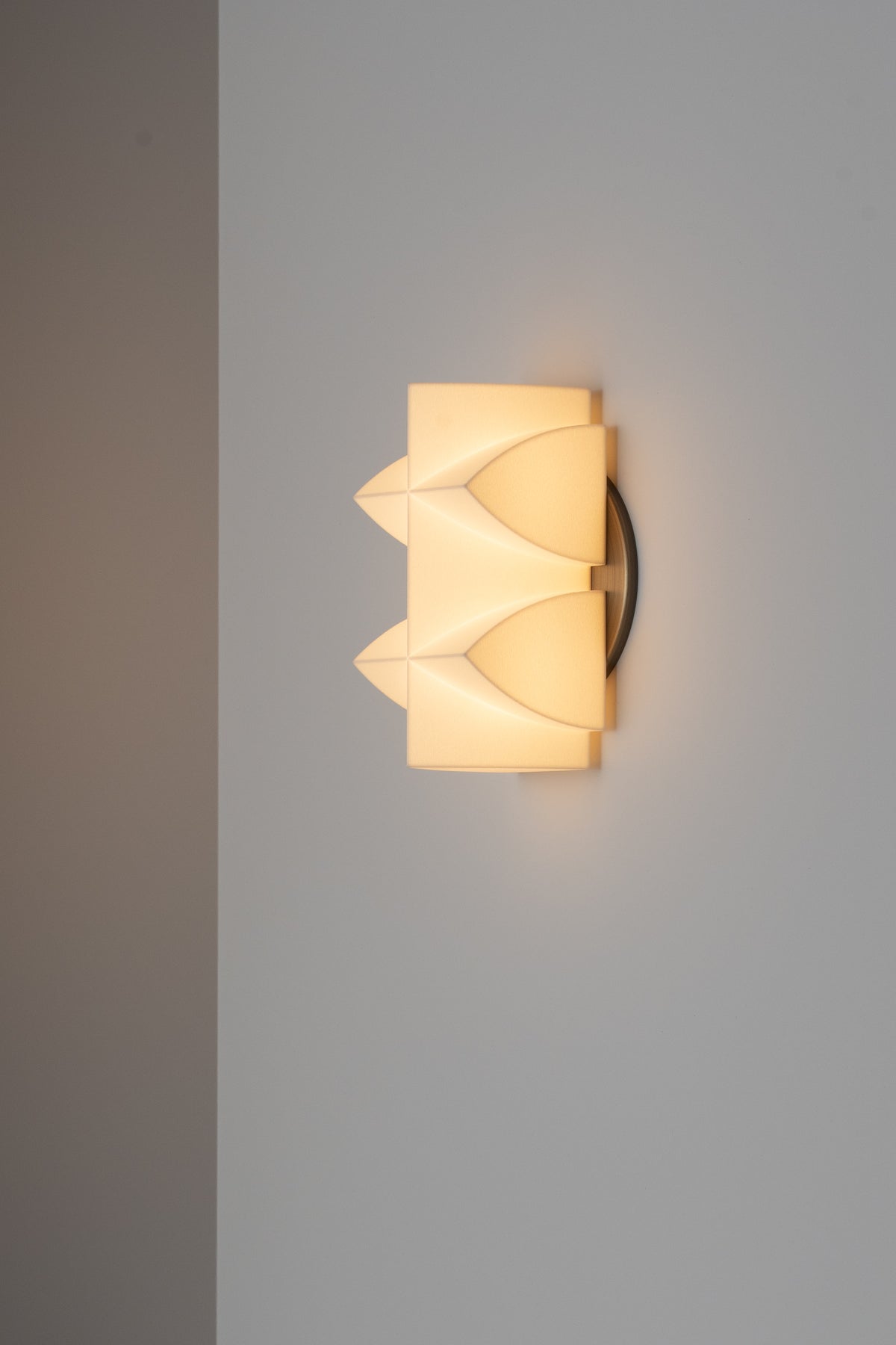 NAALA 02 Sconce – HUMANHOME
