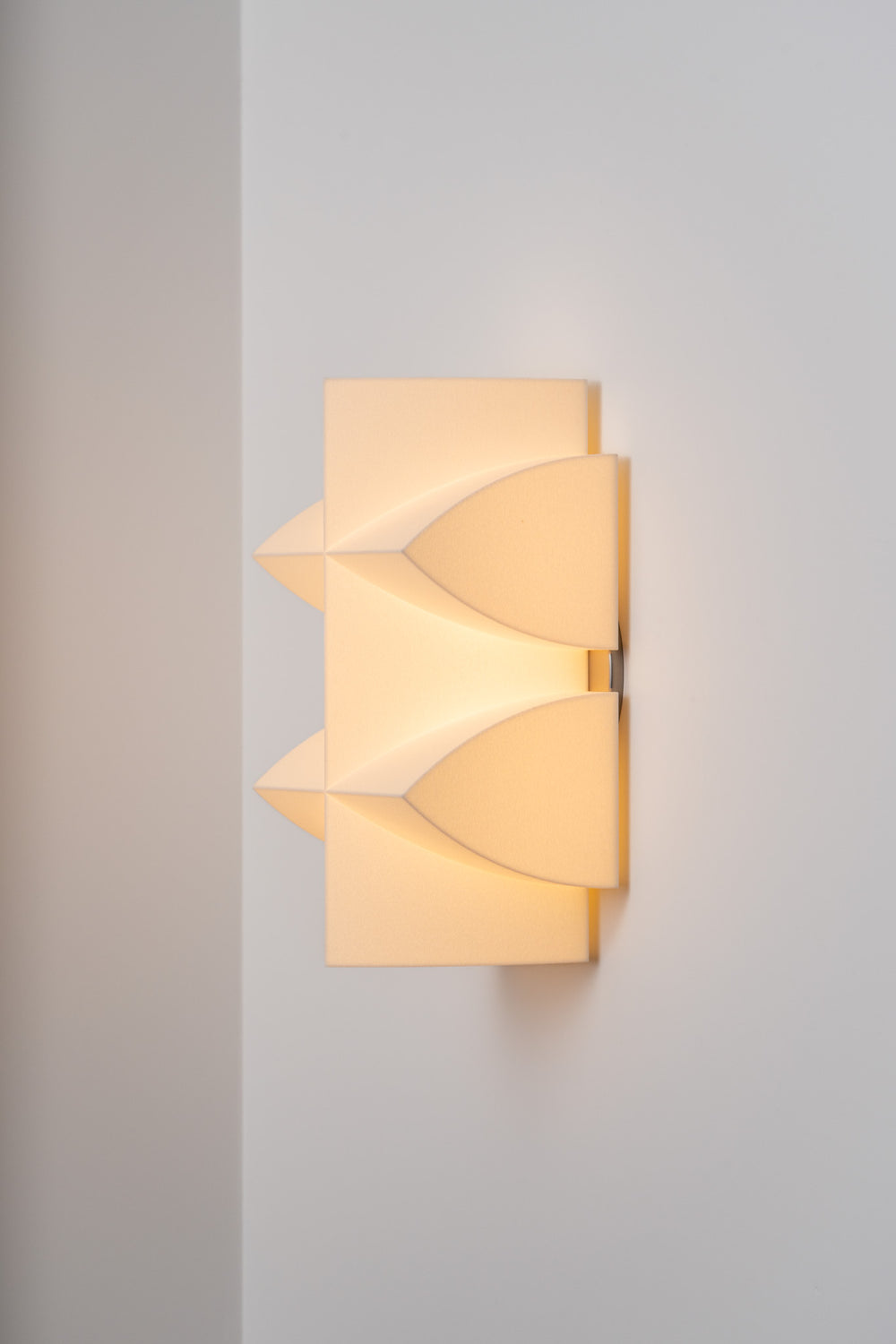 NAALA 02+ Sconce – HUMANHOME