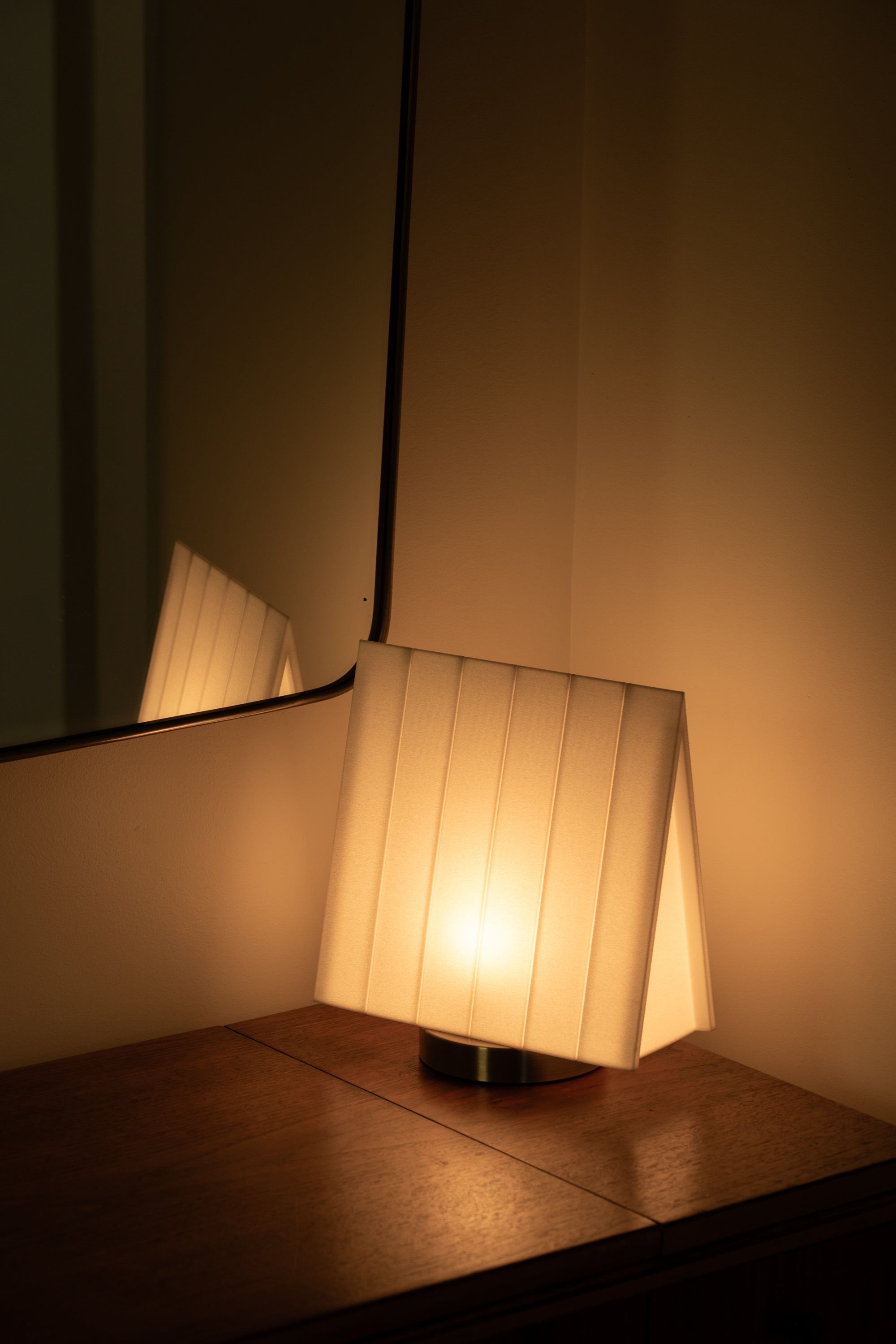 Table Lamps – HUMANHOME