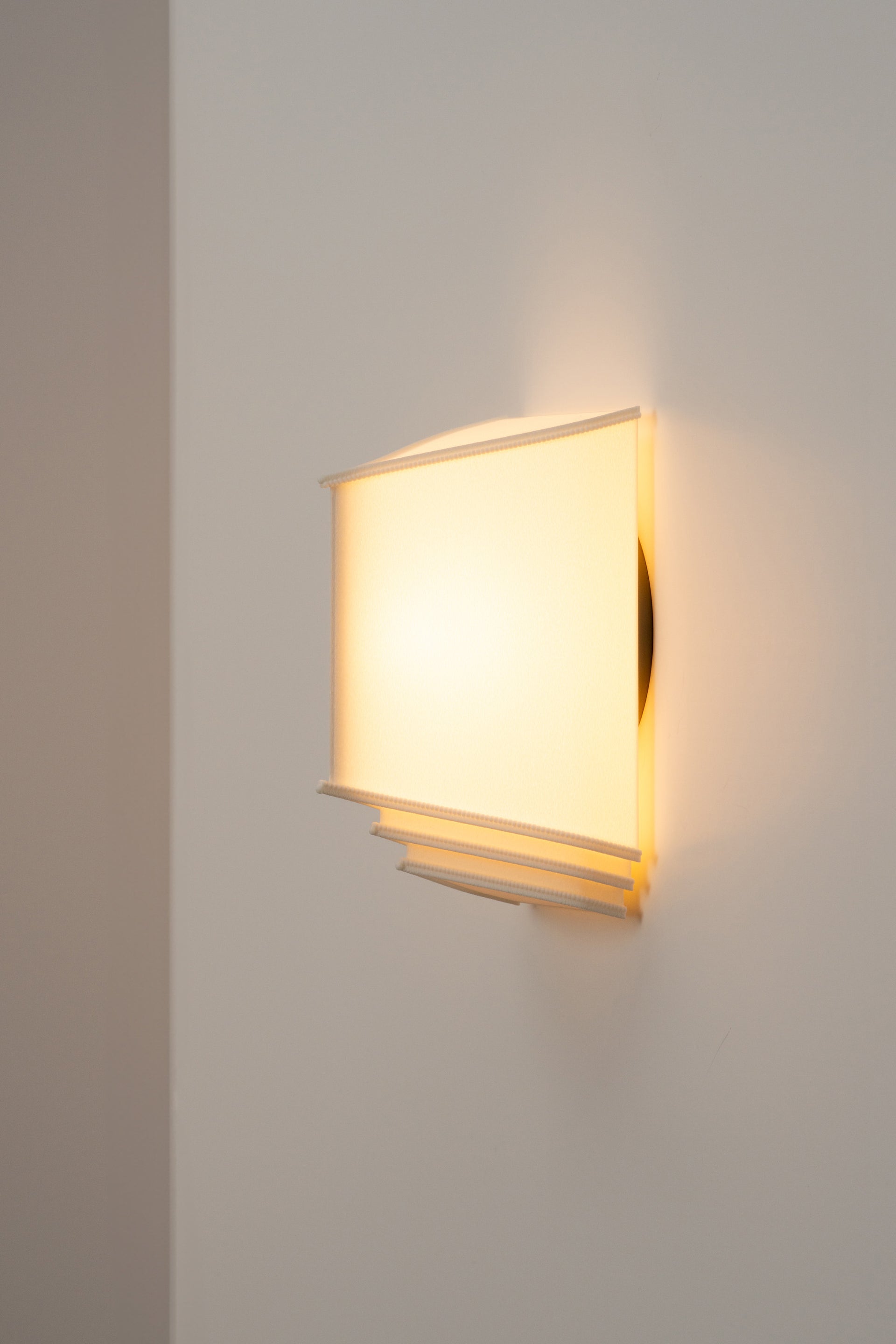 BORRO I Sconce – HUMANHOME
