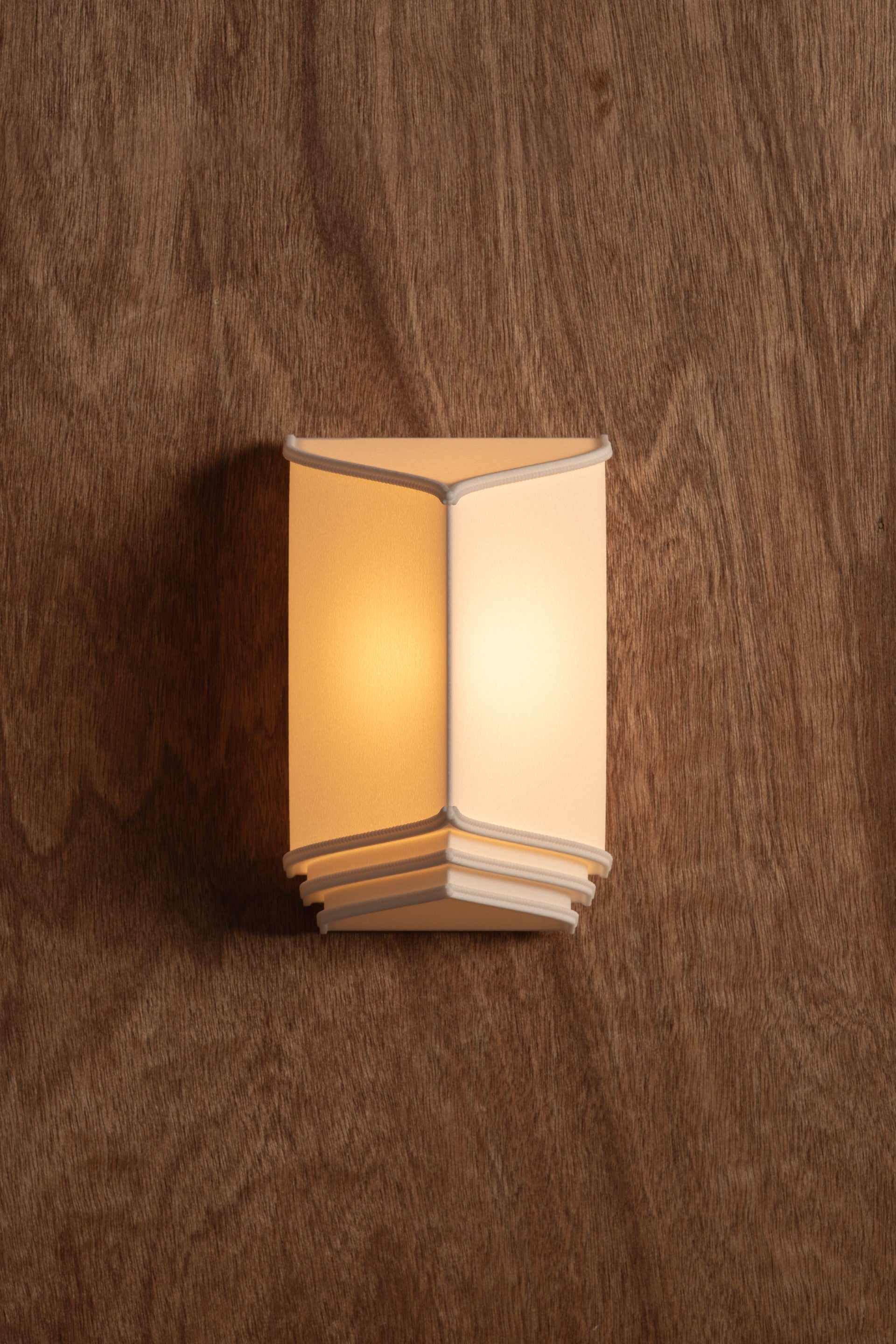 BORRO I Sconce – HUMANHOME