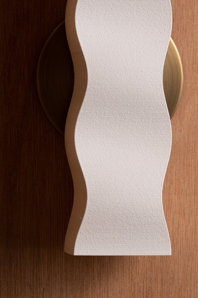 TOTEM Sconce – HUMANHOME